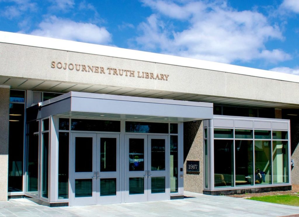 Check out the new home page and tell us what you think – SUNY New Paltz ...